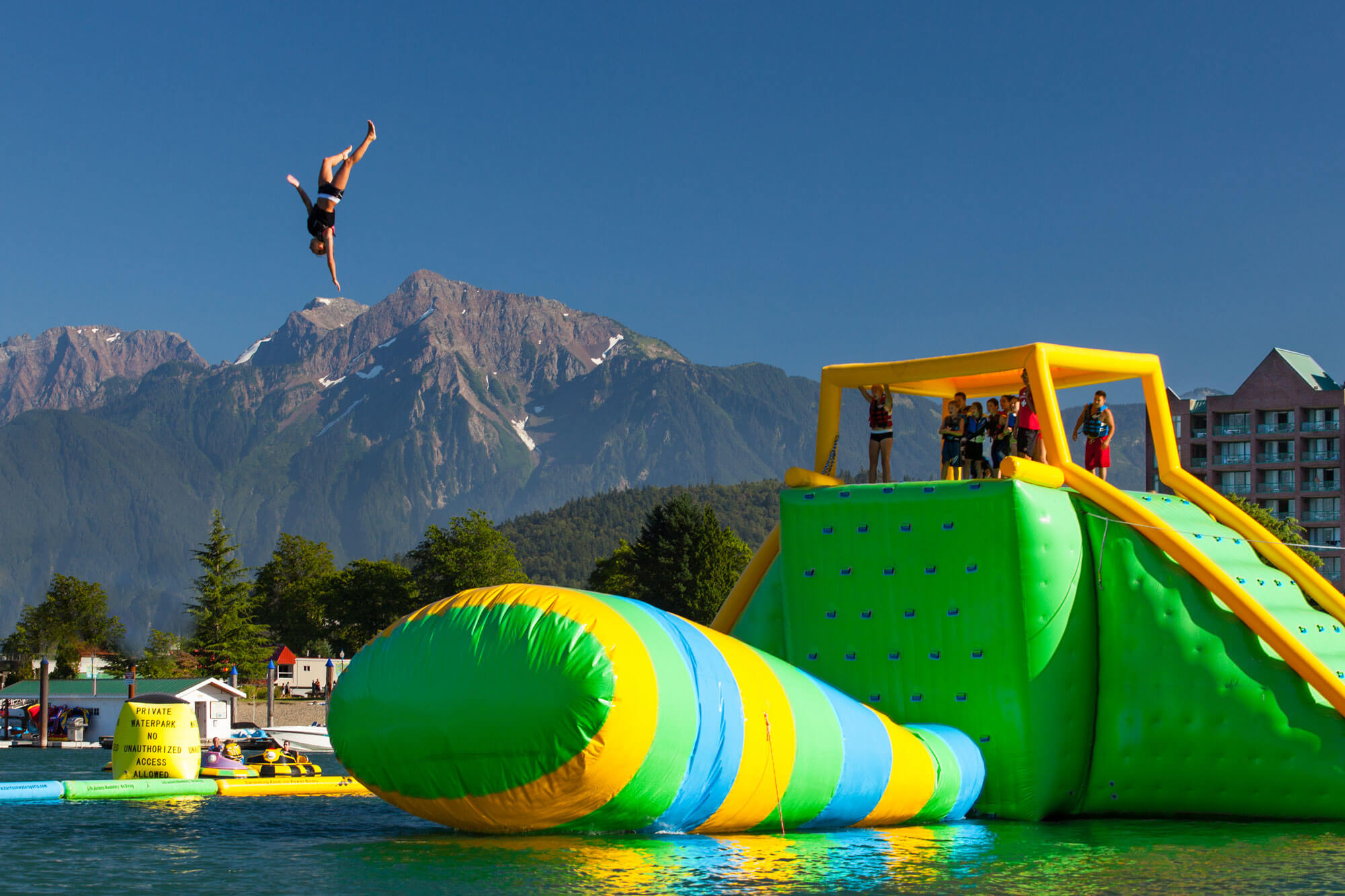 Hotel Specials in Harrison Hot Springs | Harrison Beach Hotel